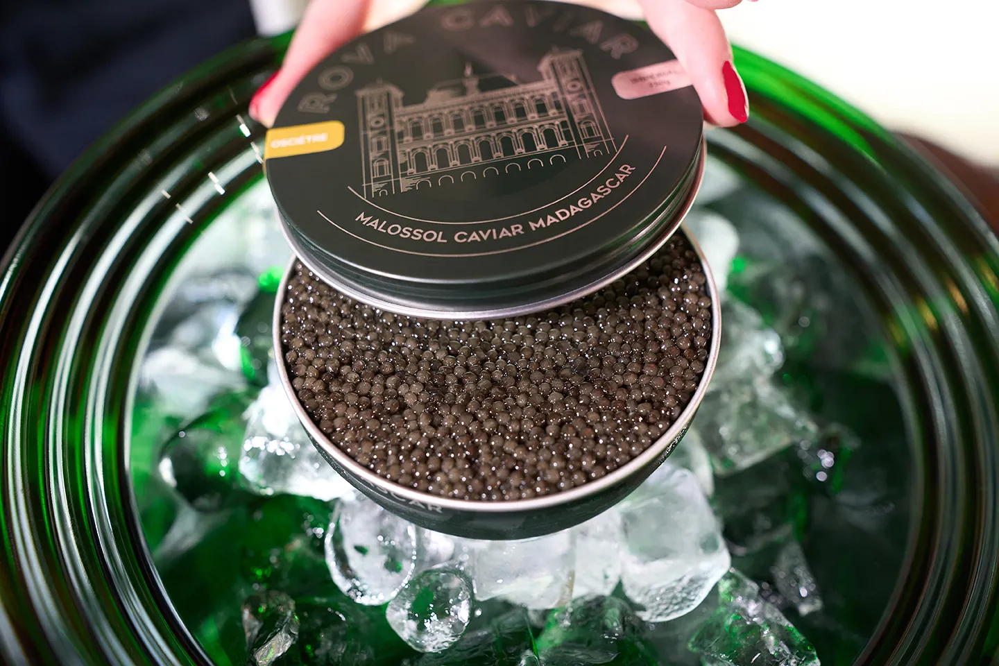 Caviar Osciètre : Un Caviar d’Exception | Rova Caviar